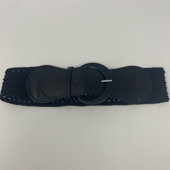 Accessories | Lightweight Black Mesh Style Fashion Belt Euc | Poshmark